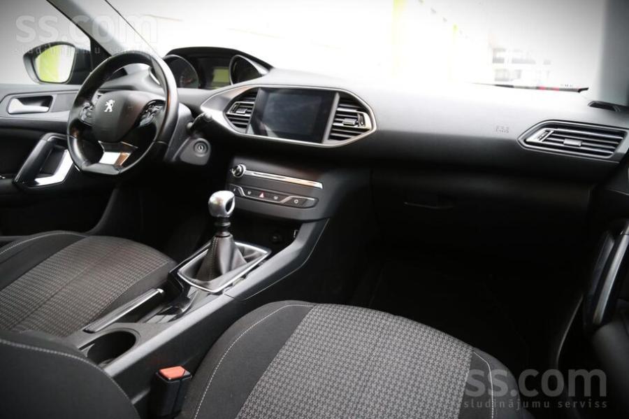 Zils Peugeot 308 2019 Rīga, ar dzinēja tilpumu 1.50 L un nobraukumu 221 tūkst. km par 5995 €, foto 11 vietnē AUTOMOTO.COM.LV