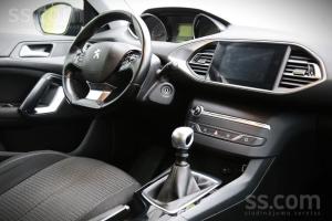 Zils Peugeot 308 2019 Rīga, ar dzinēja tilpumu 1.50 L un nobraukumu 221 tūkst. km par 5995 €, foto 12 vietnē AUTOMOTO.COM.LV