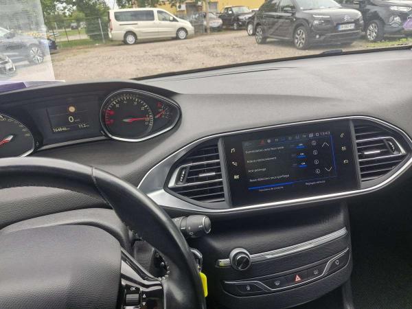 Blue Peugeot 308 2019 in Taurage, with an engine capacity of 1.20 L and mileage of 164 thousand km for 5700 €, photo 9 on AUTOMOTO.COM.LV
