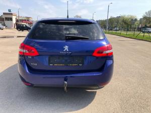 Blue Peugeot 308 2019 in Riga, with an engine capacity of 1.50 L and mileage of 191 thousand km for 10950 €, photo 7 on AUTOMOTO.COM.LV