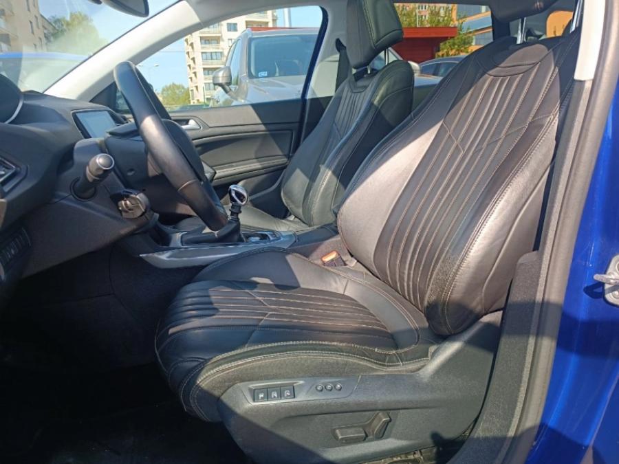 Blue Peugeot 308 2019 in Riga, with an engine capacity of 1.50 L and mileage of 191 thousand km for 10950 €, photo 10 on AUTOMOTO.COM.LV