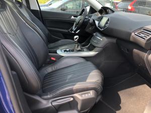 Blue Peugeot 308 2019 in Riga, with an engine capacity of 1.50 L and mileage of 191 thousand km for 10950 €, photo 11 on AUTOMOTO.COM.LV