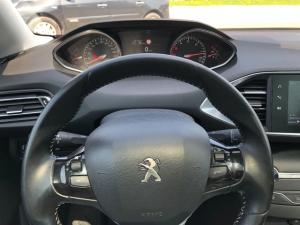 Blue Peugeot 308 2019 in Riga, with an engine capacity of 1.50 L and mileage of 191 thousand km for 10950 €, photo 14 on AUTOMOTO.COM.LV
