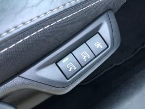 Blue Peugeot 308 2019 in Riga, with an engine capacity of 1.50 L and mileage of 191 thousand km for 10950 €, photo 21 on AUTOMOTO.COM.LV