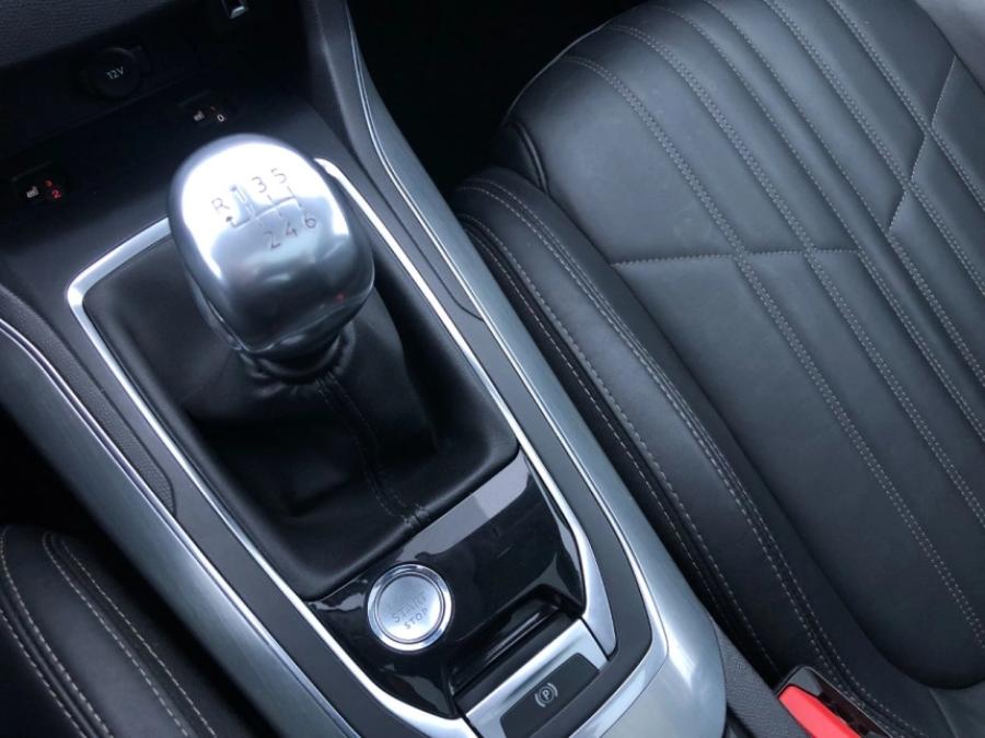 Blue Peugeot 308 2019 in Riga, with an engine capacity of 1.50 L and mileage of 191 thousand km for 10950 €, photo 22 on AUTOMOTO.COM.LV