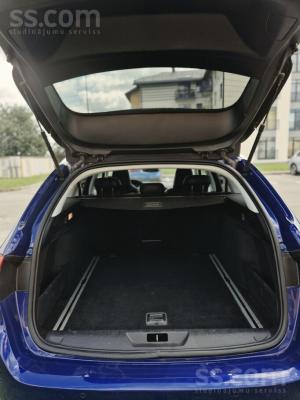 Blue Peugeot 308 2019 in Riga, with an engine capacity of 1.50 L and mileage of 184 thousand km for 8890 €, photo 7 on AUTOMOTO.COM.LV