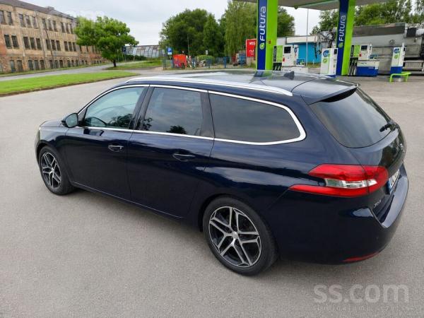Zils Peugeot 308 2019 Rīga, ar dzinēja tilpumu 1.50 L un nobraukumu 143 tūkst. km par 9150 €, foto 3 vietnē AUTOMOTO.COM.LV