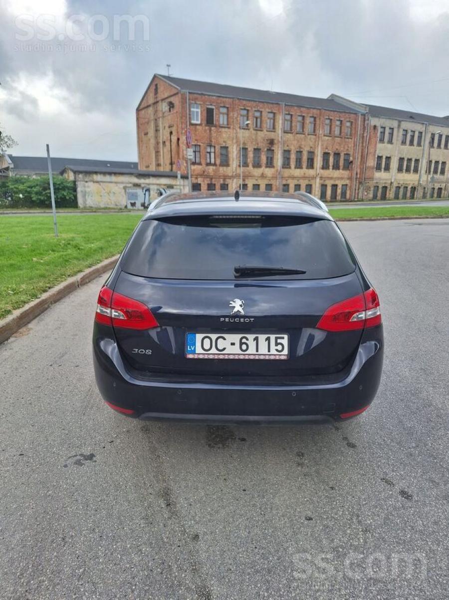 Zils Peugeot 308 2019 Rīga, ar dzinēja tilpumu 1.50 L un nobraukumu 143 tūkst. km par 9150 €, foto 5 vietnē AUTOMOTO.COM.LV