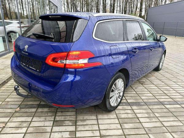 Blue Peugeot 308 2019 in Kaunas, with an engine capacity of 1.20 L and mileage of 170 thousand km for 7200 €, photo 4 on AUTOMOTO.COM.LV
