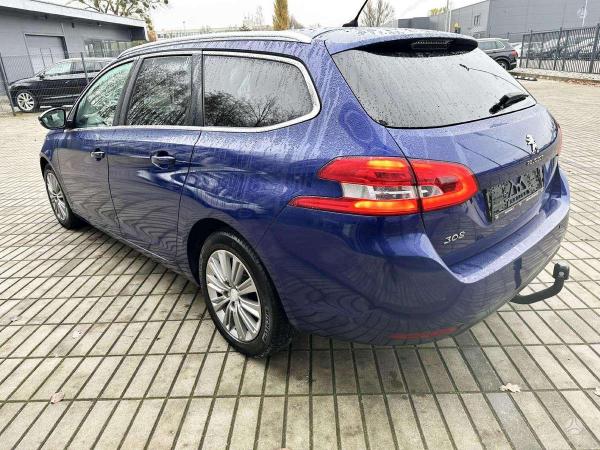Blue Peugeot 308 2019 in Kaunas, with an engine capacity of 1.20 L and mileage of 170 thousand km for 7200 €, photo 5 on AUTOMOTO.COM.LV