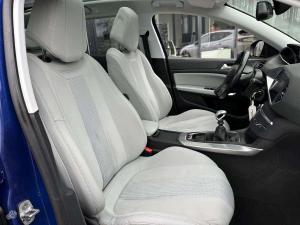 Синий Пежо 308 2019 в Каунас, объемом двигателя 1.20 л и пробегом 170 тыс. км за 7200 €, фото 8 на AUTOMOTO.COM.LV