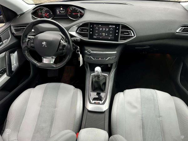 Blue Peugeot 308 2019 in Kaunas, with an engine capacity of 1.20 L and mileage of 170 thousand km for 7200 €, photo 10 on AUTOMOTO.COM.LV