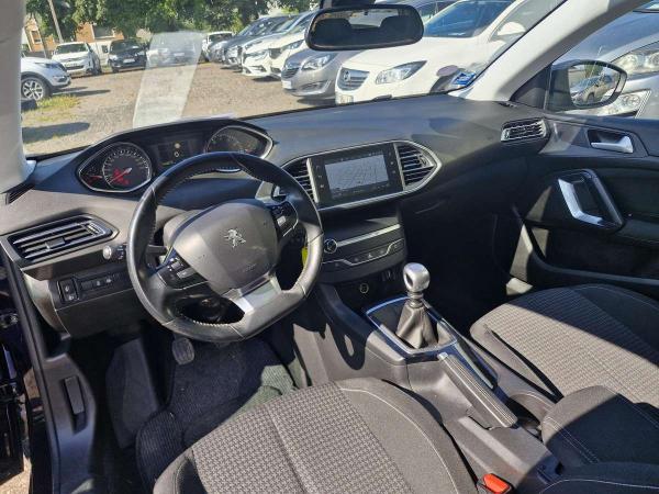 Blue Peugeot 308 2019 in Taurage, with an engine capacity of 1.20 L and mileage of 164 thousand km for 4900 €, photo 11 on AUTOMOTO.COM.LV