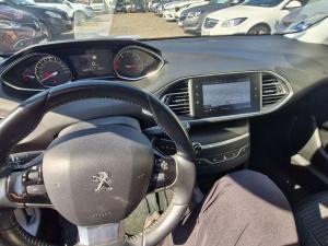 Zils Peugeot 308 2019 Tauragė, ar dzinēja tilpumu 1.20 L un nobraukumu 164 tūkst. km par 4900 €, foto 12 vietnē AUTOMOTO.COM.LV
