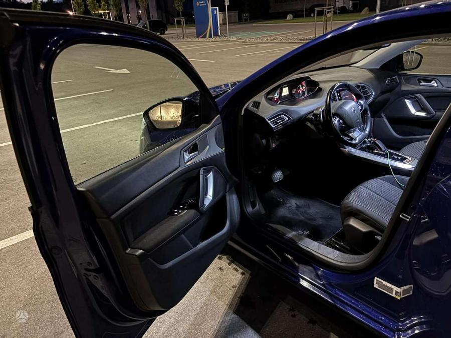 Zils Peugeot 308 2019 Klaipėda, ar dzinēja tilpumu 1.50 L un nobraukumu 205 tūkst. km par 6900 €, foto 7 vietnē AUTOMOTO.COM.LV