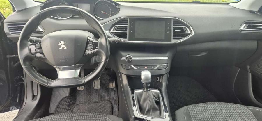 Zils Peugeot 308 2019 Tauragė, ar dzinēja tilpumu 1.20 L un nobraukumu 164 tūkst. km par 5100 €, foto 13 vietnē AUTOMOTO.COM.LV