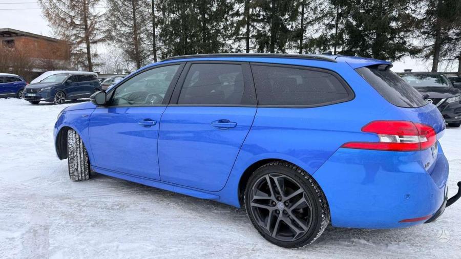 Blue Peugeot 308 2021 in Kaunas, with an engine capacity of 1.50 L and mileage of 146 thousand km for 10406 €, photo 6 on AUTOMOTO.COM.LV
