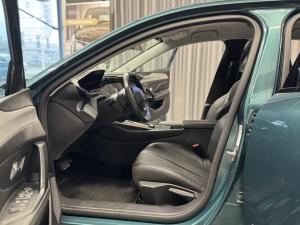 Zils Peugeot 308 2022 Rīga, ar dzinēja tilpumu 1.50 L un nobraukumu 213 tūkst. km par 13990 €, foto 12 vietnē AUTOMOTO.COM.LV