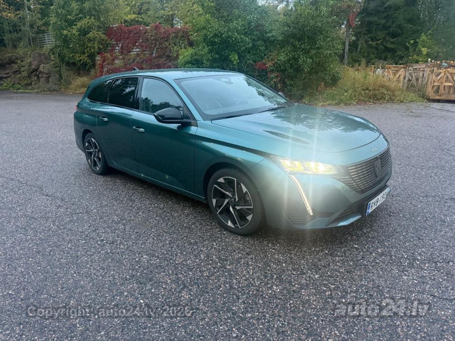 Синий Пежо 308 2023 в Таллин, объемом двигателя 1.50 л и пробегом 119 тыс. км за 15999 €, фото 8 на AUTOMOTO.COM.LV