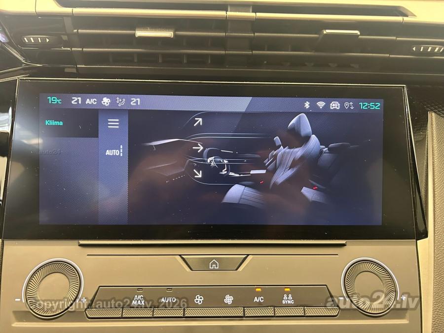 Zils Peugeot 308 2024 Tallina, ar dzinēja tilpumu 1.20 L un nobraukumu 31 tūkst. km par 18900 €, foto 17 vietnē AUTOMOTO.COM.LV