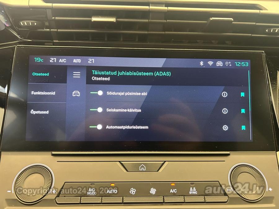 Zils Peugeot 308 2024 Tallina, ar dzinēja tilpumu 1.20 L un nobraukumu 31 tūkst. km par 18900 €, foto 18 vietnē AUTOMOTO.COM.LV