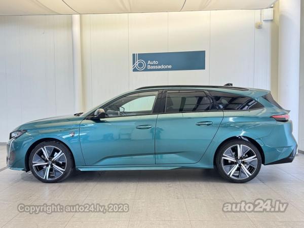 Zils Peugeot 308 2025 Tallina, ar dzinēja tilpumu 1.50 L un nobraukumu 18 tūkst. km par 27900 €, foto 3 vietnē AUTOMOTO.COM.LV