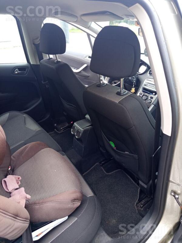 Brūns Peugeot 308 2008 Rīga, ar dzinēja tilpumu 1.30 L un nobraukumu 148 tūkst. km par 2200 €, foto 5 vietnē AUTOMOTO.COM.LV