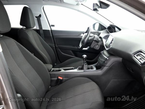 Brūns Peugeot 308 2013 Tallina, ar dzinēja tilpumu 1.60 L un nobraukumu 93 tūkst. km par 3999 €, foto 6 vietnē AUTOMOTO.COM.LV