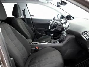 Brūns Peugeot 308 2013 Tallina, ar dzinēja tilpumu 1.60 L un nobraukumu 93 tūkst. km par 3999 €, foto 7 vietnē AUTOMOTO.COM.LV