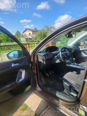 Brūns Peugeot 308 2014 Jelgava, ar dzinēja tilpumu 1.60 L un nobraukumu 212 tūkst. km par 4950 €, foto 7 vietnē AUTOMOTO.COM.LV