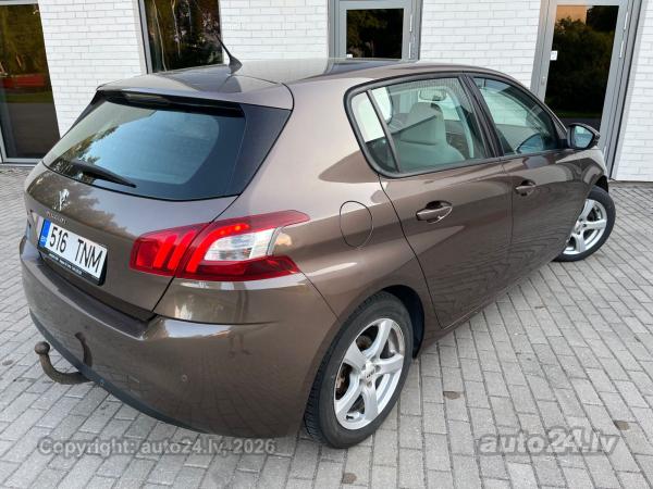 Brown Peugeot 308 2014 in Tallinn, with an engine capacity of 1.60 L and mileage of 0 thousand km for 4999 €, photo 5 on AUTOMOTO.COM.LV