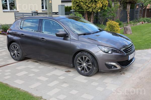Brown Peugeot 308 2015 in Jelgava, with an engine capacity of 1.60 L and mileage of 51 thousand km for 8200 €, photo 6 on AUTOMOTO.COM.LV