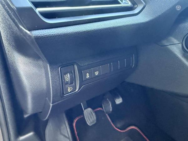 Brown Peugeot 308 2015 in Taurage, with an engine capacity of 1.20 L and mileage of 144 thousand km for 4300 €, photo 8 on AUTOMOTO.COM.LV