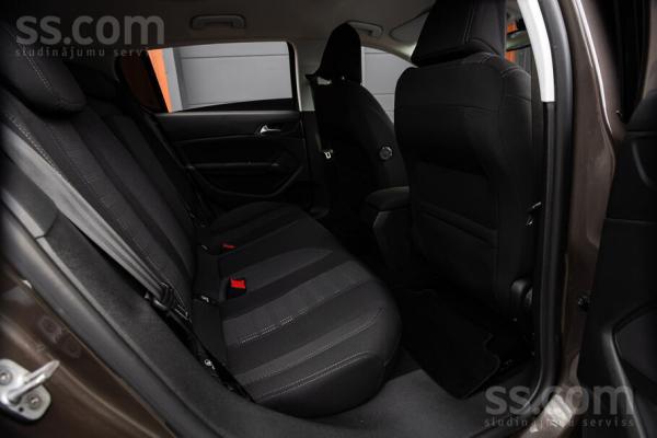 Brown Peugeot 308 2015 in Jelgava, with an engine capacity of 1.20 L and mileage of 0 thousand km for 6500 €, photo 8 on AUTOMOTO.COM.LV