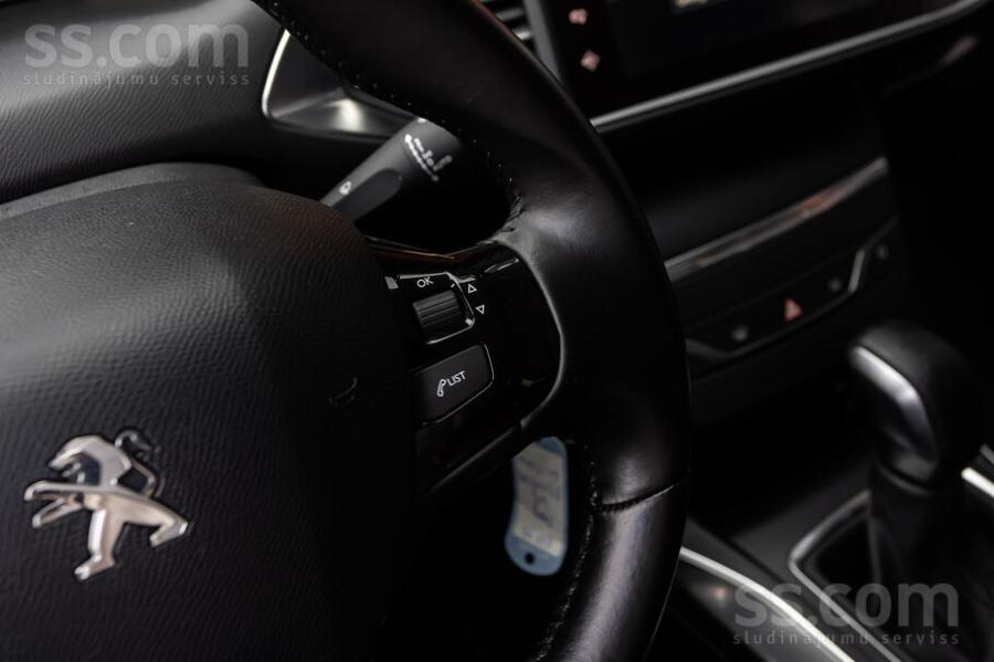 Brown Peugeot 308 2015 in Jelgava, with an engine capacity of 1.20 L and mileage of 0 thousand km for 6500 €, photo 18 on AUTOMOTO.COM.LV