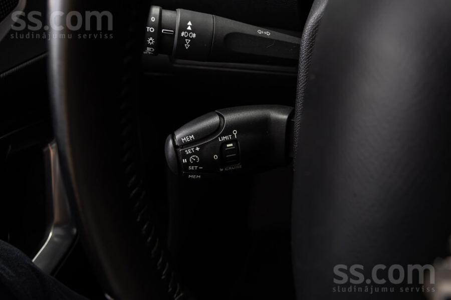 Brown Peugeot 308 2015 in Jelgava, with an engine capacity of 1.20 L and mileage of 0 thousand km for 6500 €, photo 20 on AUTOMOTO.COM.LV