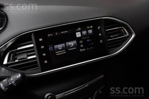Brown Peugeot 308 2015 in Jelgava, with an engine capacity of 1.20 L and mileage of 0 thousand km for 6500 €, photo 24 on AUTOMOTO.COM.LV