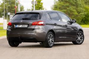 Brown Peugeot 308 2015 in Jelgava, with an engine capacity of 1.20 L and mileage of 199 thousand km for 6500 €, photo 5 on AUTOMOTO.COM.LV