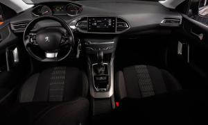 Brown Peugeot 308 2015 in Jelgava, with an engine capacity of 1.20 L and mileage of 199 thousand km for 6500 €, photo 11 on AUTOMOTO.COM.LV