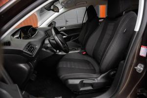 Brown Peugeot 308 2015 in Jelgava, with an engine capacity of 1.20 L and mileage of 199 thousand km for 6500 €, photo 14 on AUTOMOTO.COM.LV
