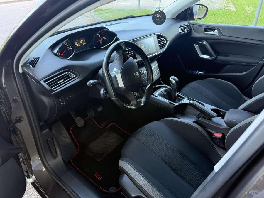 Brūns Peugeot 308 2015 Tauragė, ar dzinēja tilpumu 1.20 L un nobraukumu 145 tūkst. km par 4100 €, foto 7 vietnē AUTOMOTO.COM.LV