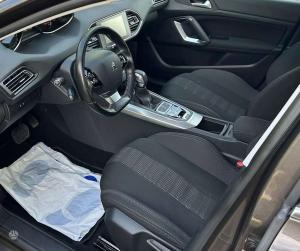 Brown Peugeot 308 2015 in Taurage, with an engine capacity of 1.20 L and mileage of 148 thousand km for 6200 €, photo 9 on AUTOMOTO.COM.LV