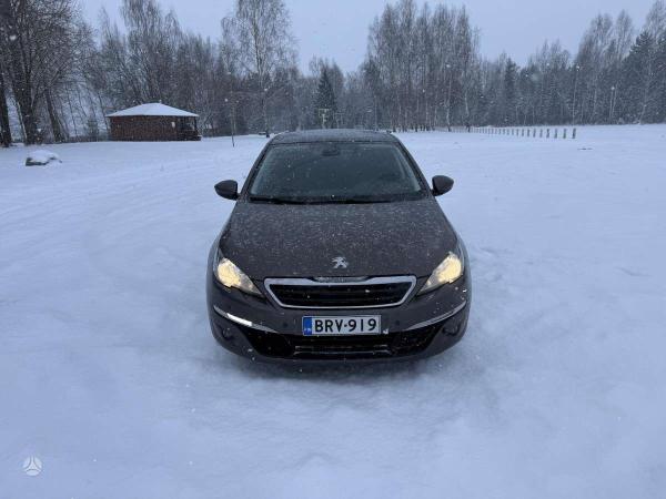 Brown Peugeot 308 2014 in Siauliai, with an engine capacity of 1.20 L and mileage of 21 thousand km for 3600 €, photo 3 on AUTOMOTO.COM.LV