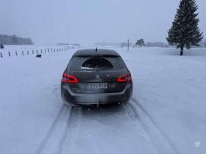 Brown Peugeot 308 2014 in Siauliai, with an engine capacity of 1.20 L and mileage of 21 thousand km for 3600 €, photo 4 on AUTOMOTO.COM.LV