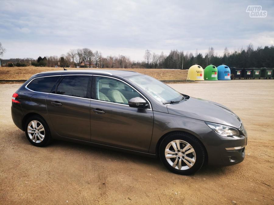 Brown Peugeot 308 2014 in Raseiniai, with an engine capacity of 1.60 L and mileage of 287 thousand km for 4750 €, photo 3 on AUTOMOTO.COM.LV