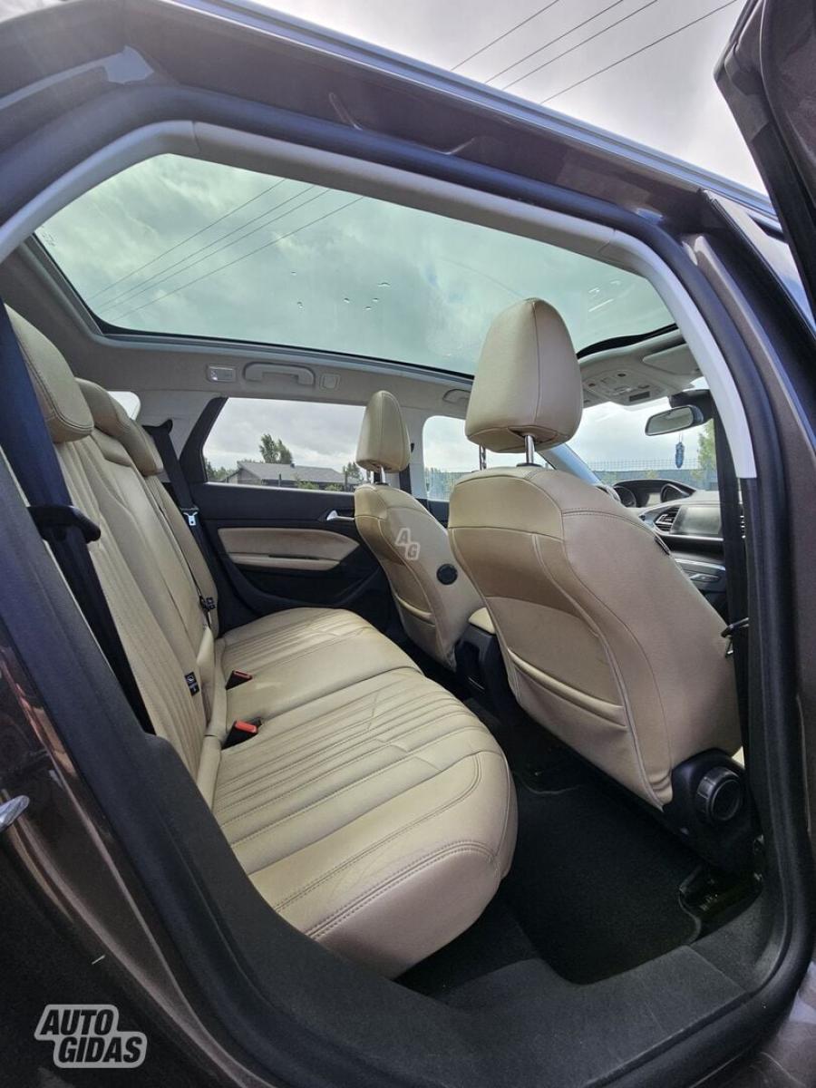 Brown Peugeot 308 2014 in Taurage, with an engine capacity of 1.60 L and mileage of 288 thousand km for 3999 €, photo 9 on AUTOMOTO.COM.LV