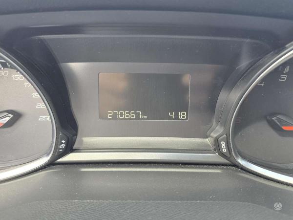 Brown Peugeot 308 2014 in Kaunas, with an engine capacity of 1.56 L and mileage of 270 thousand km for 4250 €, photo 9 on AUTOMOTO.COM.LV