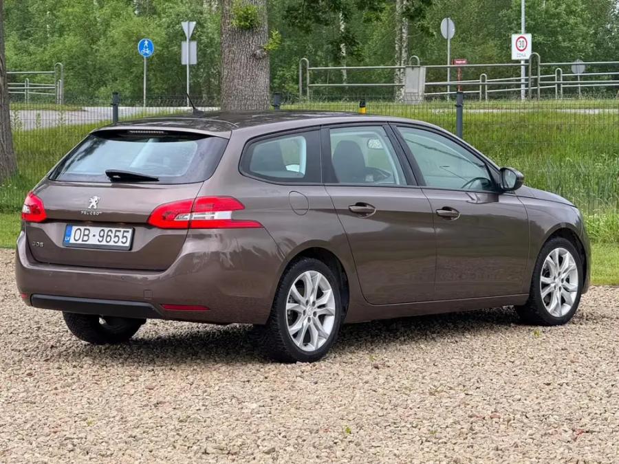 Brūns Peugeot 308 2015 Jelgava, ar dzinēja tilpumu 1.20 L un nobraukumu 151 tūkst. km par 5500 €, foto 7 vietnē AUTOMOTO.COM.LV