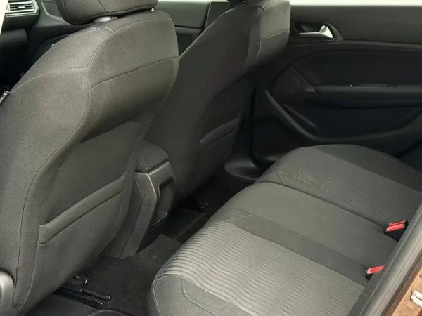 Brūns Peugeot 308 2015 Jelgava, ar dzinēja tilpumu 1.20 L un nobraukumu 151 tūkst. km par 5500 €, foto 9 vietnē AUTOMOTO.COM.LV