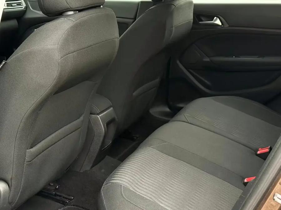 Brūns Peugeot 308 2015 Jelgava, ar dzinēja tilpumu 1.20 L un nobraukumu 151 tūkst. km par 5500 €, foto 10 vietnē AUTOMOTO.COM.LV